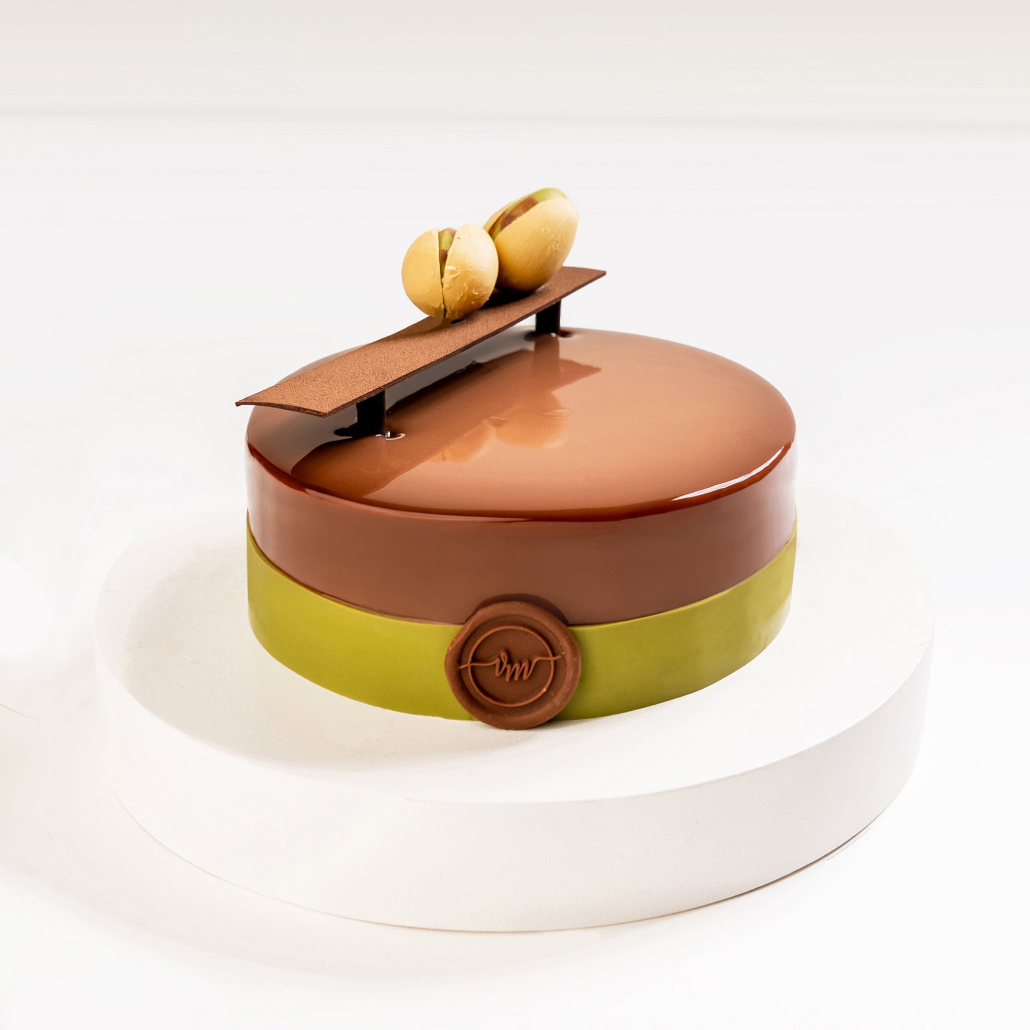 Entremet Cakes – Vanilla Miel