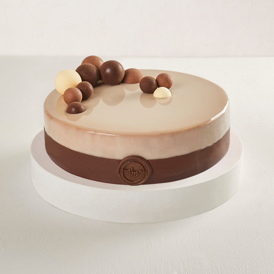 Entremet Cakes – Vanilla Miel
